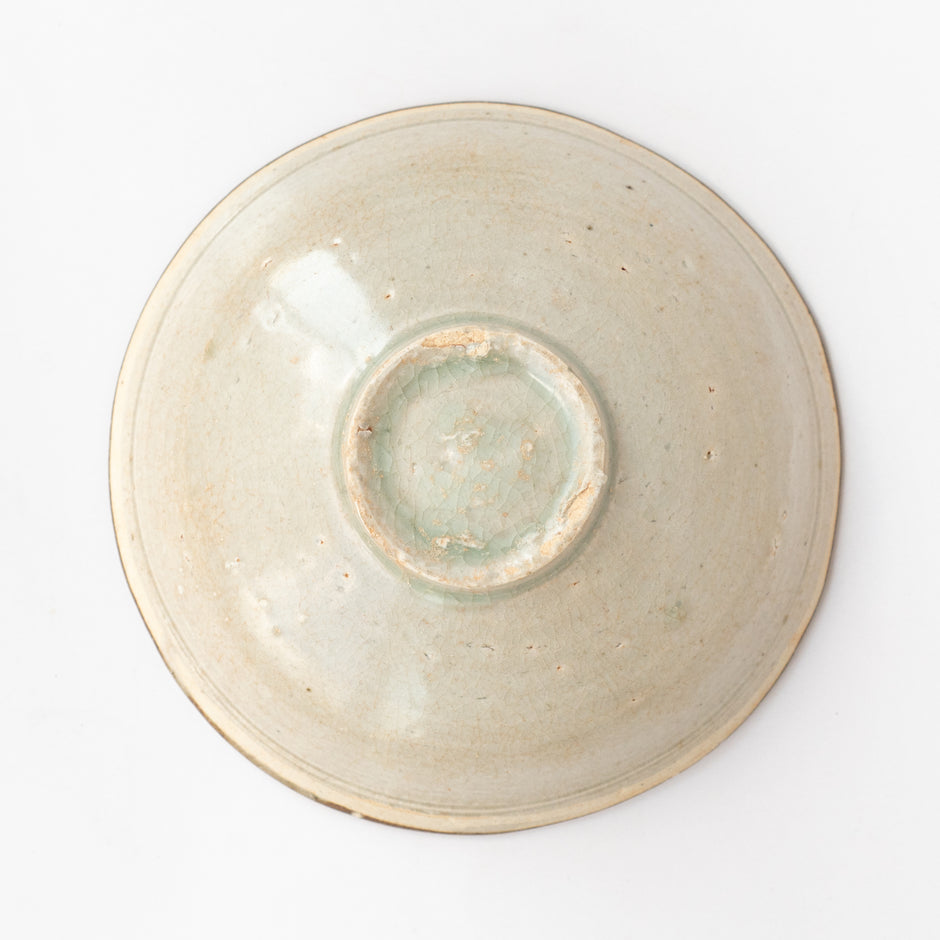 Tea trays and Antique plates – The Essence of Tea