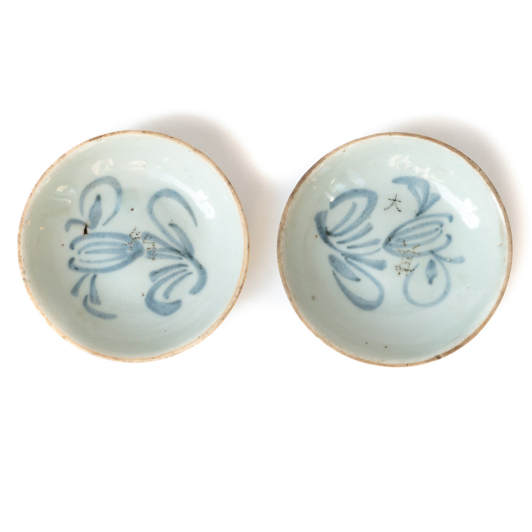 Tea trays and Antique plates – The Essence of Tea